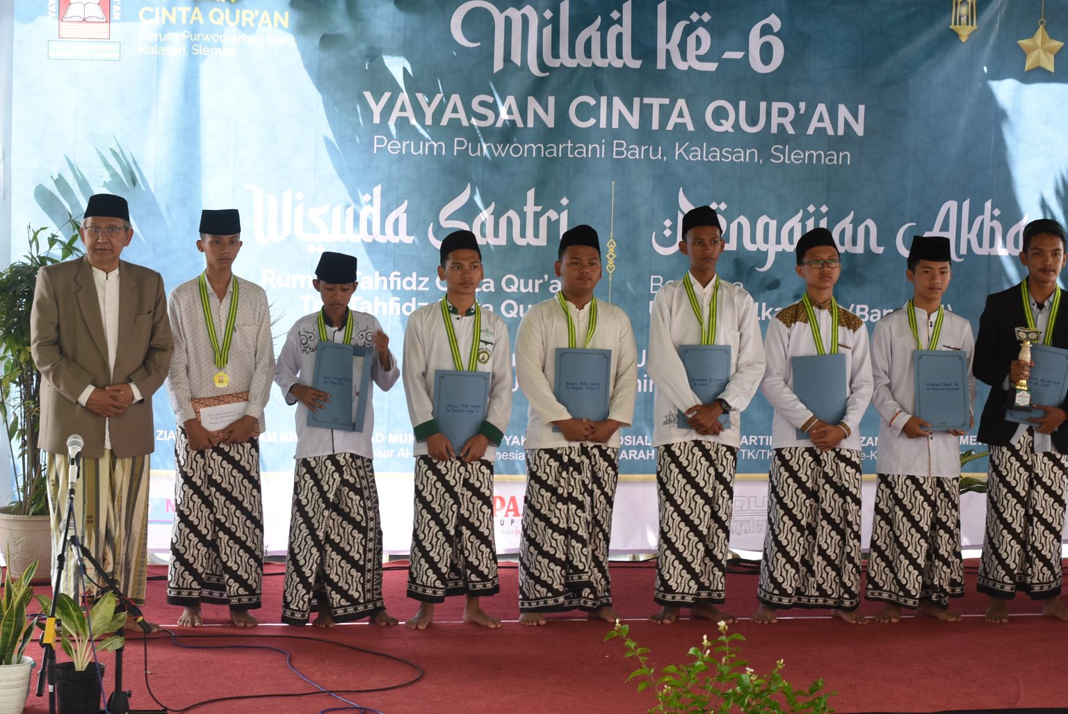Wisuda Santri Rumah Tahfidz Cinta Qur’an, Tambah Semangat Mengaji dan Menjaga Hafalan – Yayasan ...